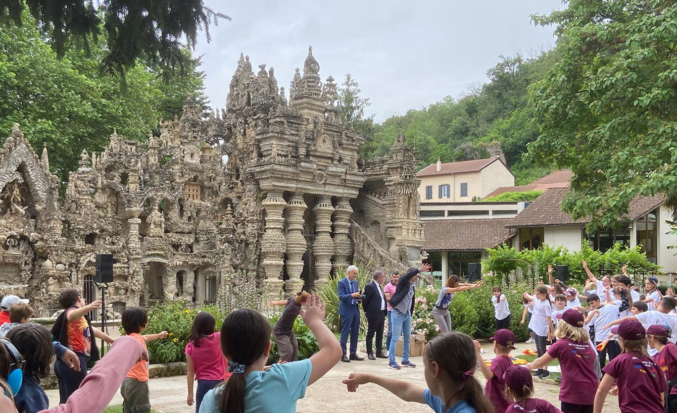 La Drôme, Hauterives et l’académie de Grenoble ont célébré sportivement ...
